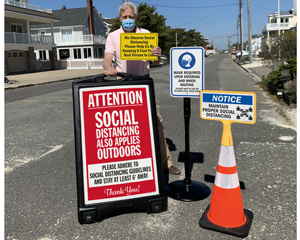 Social Distancing Signs for Outside | Outdoor Social Distancing Signs